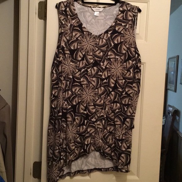 Christopher & Banks | Tops | Christopher Banks Sleeveless Flowy Tank ...